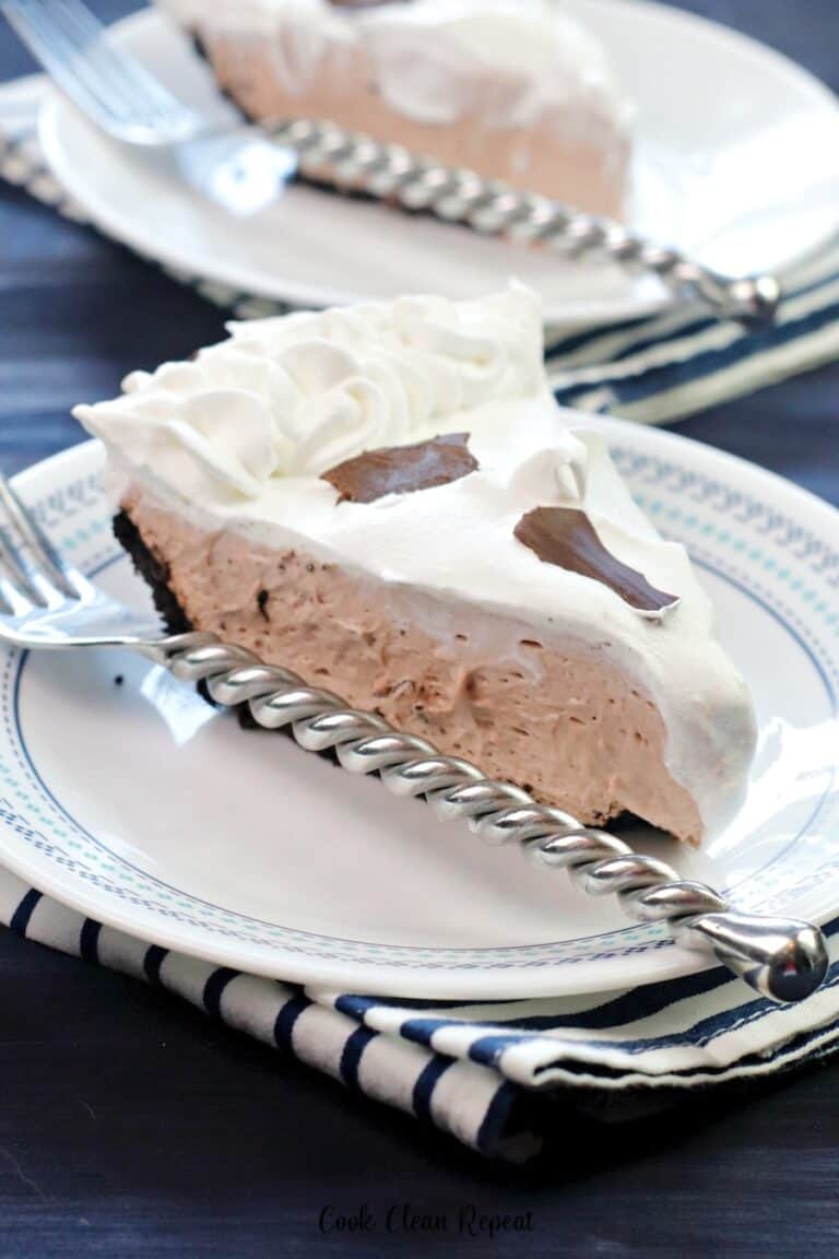 Chocolate Cheesecake Pie With Pudding - Cook Clean Repeat