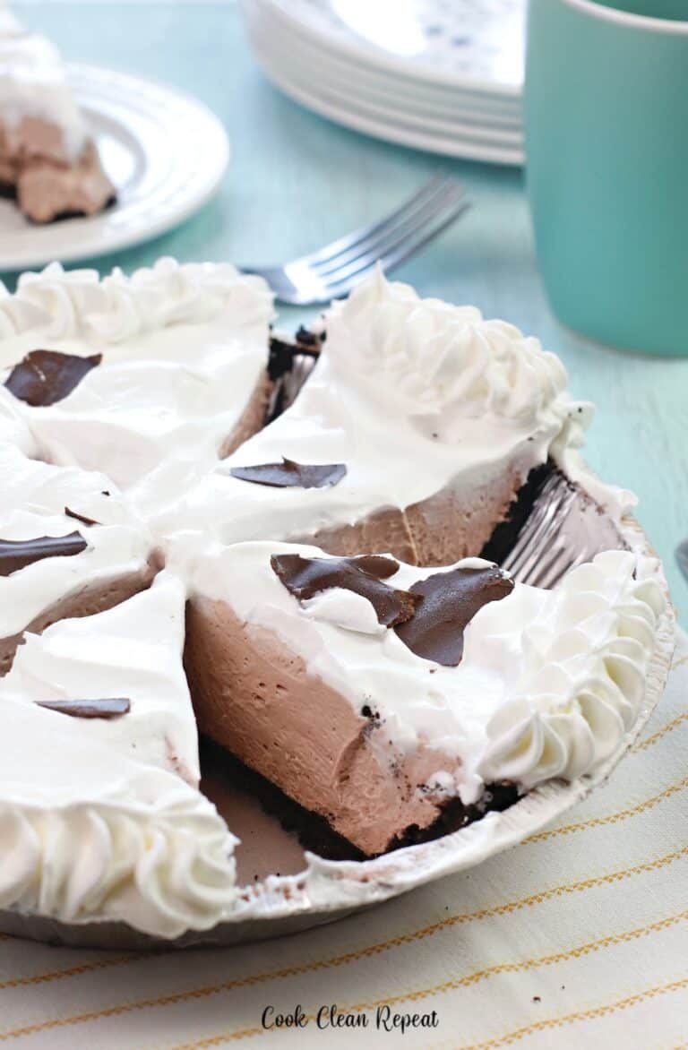 Chocolate Cheesecake Pie With Pudding - Cook Clean Repeat