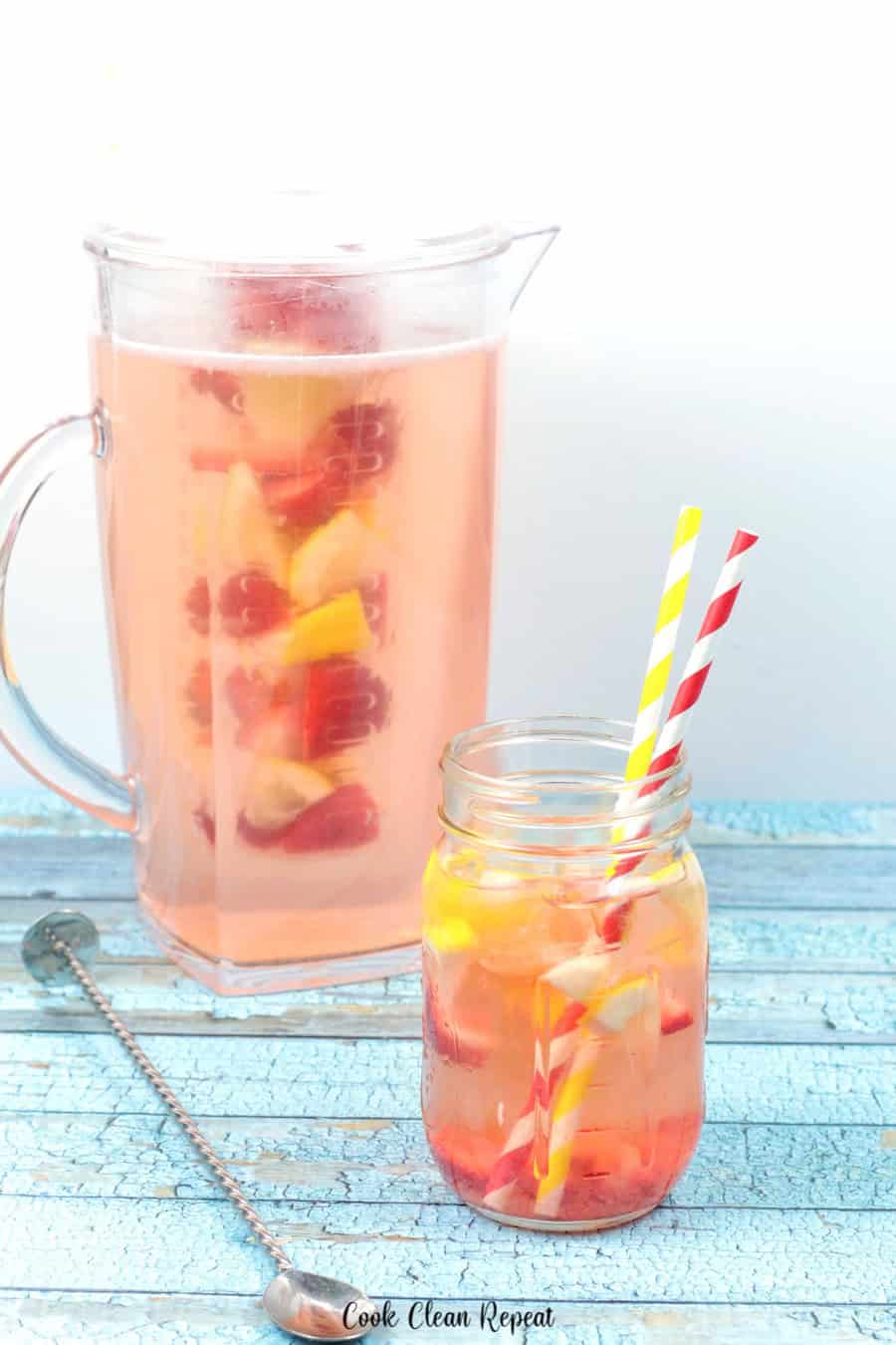 Strawberry Lemon Water - Cook Clean Repeat