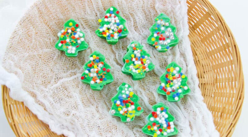 Christmas Fudge Recipe - Cook Clean Repeat