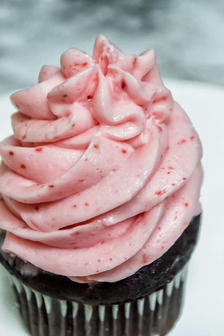 Easy Strawberry Frosting Recipe - Cook Clean Repeat