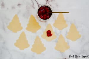Christmas Hand Pie Recipe - Cook Clean Repeat