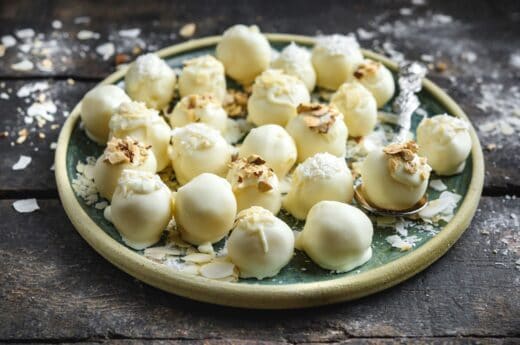 15 White Chocolate Desserts - Cook Clean Repeat