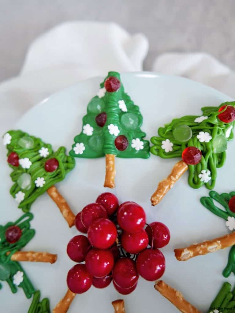 Candy Melt Christmas Trees - Cook Clean Repeat