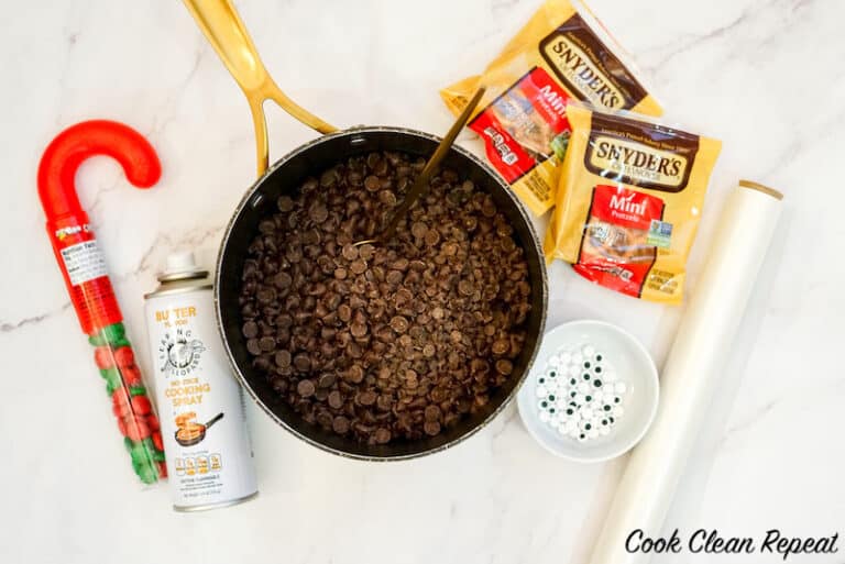 Chocolate Reindeer Bark - Cook Clean Repeat