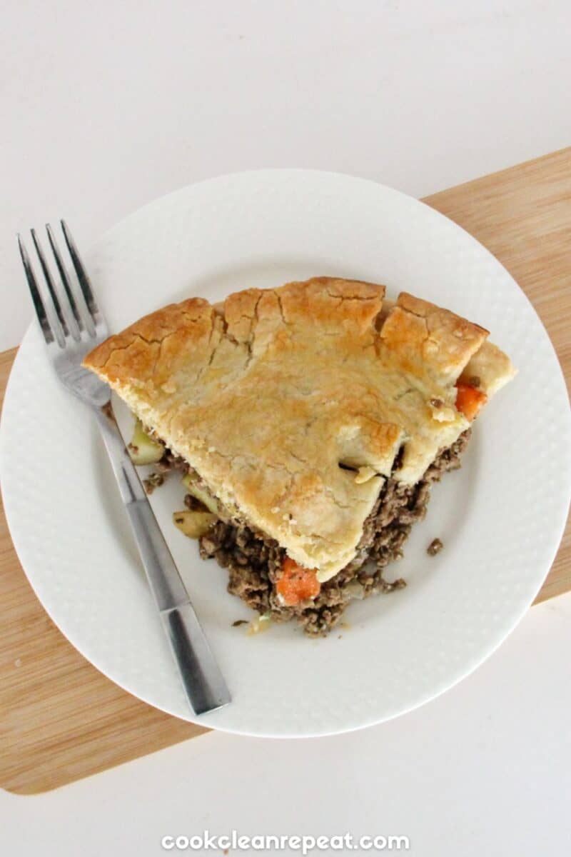 Easy Ground Beef Pot Pie - Cook Clean Repeat