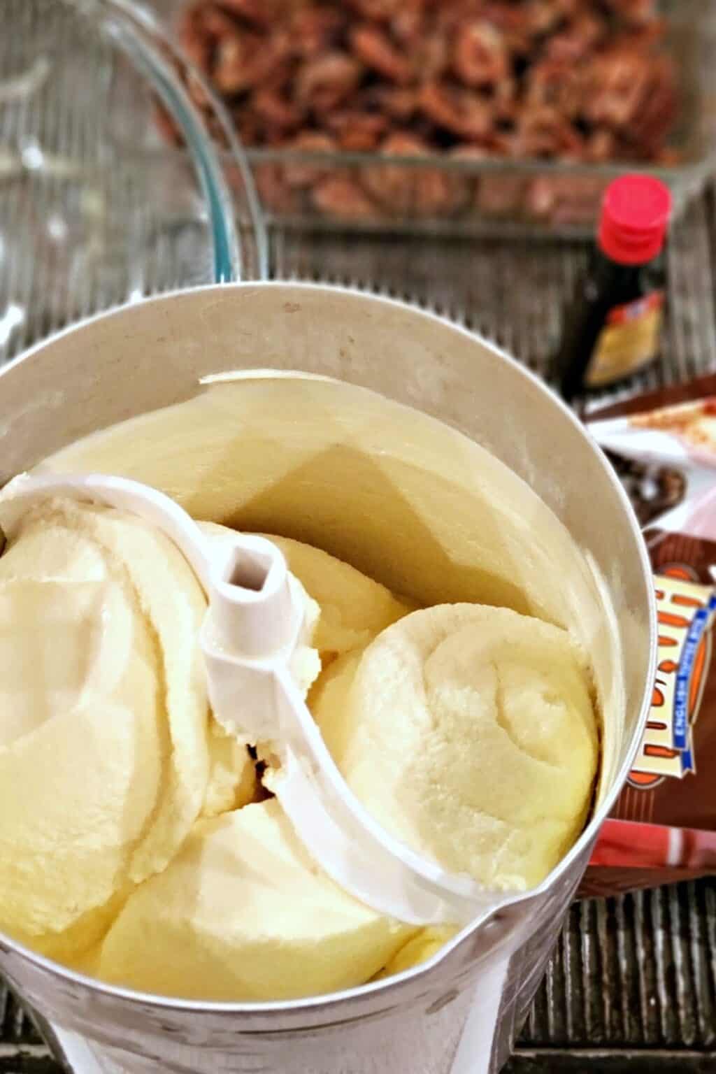 Praline and Cream Ice Cream - Cook Clean Repeat